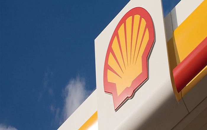 Shell to invest £25bn into green energy