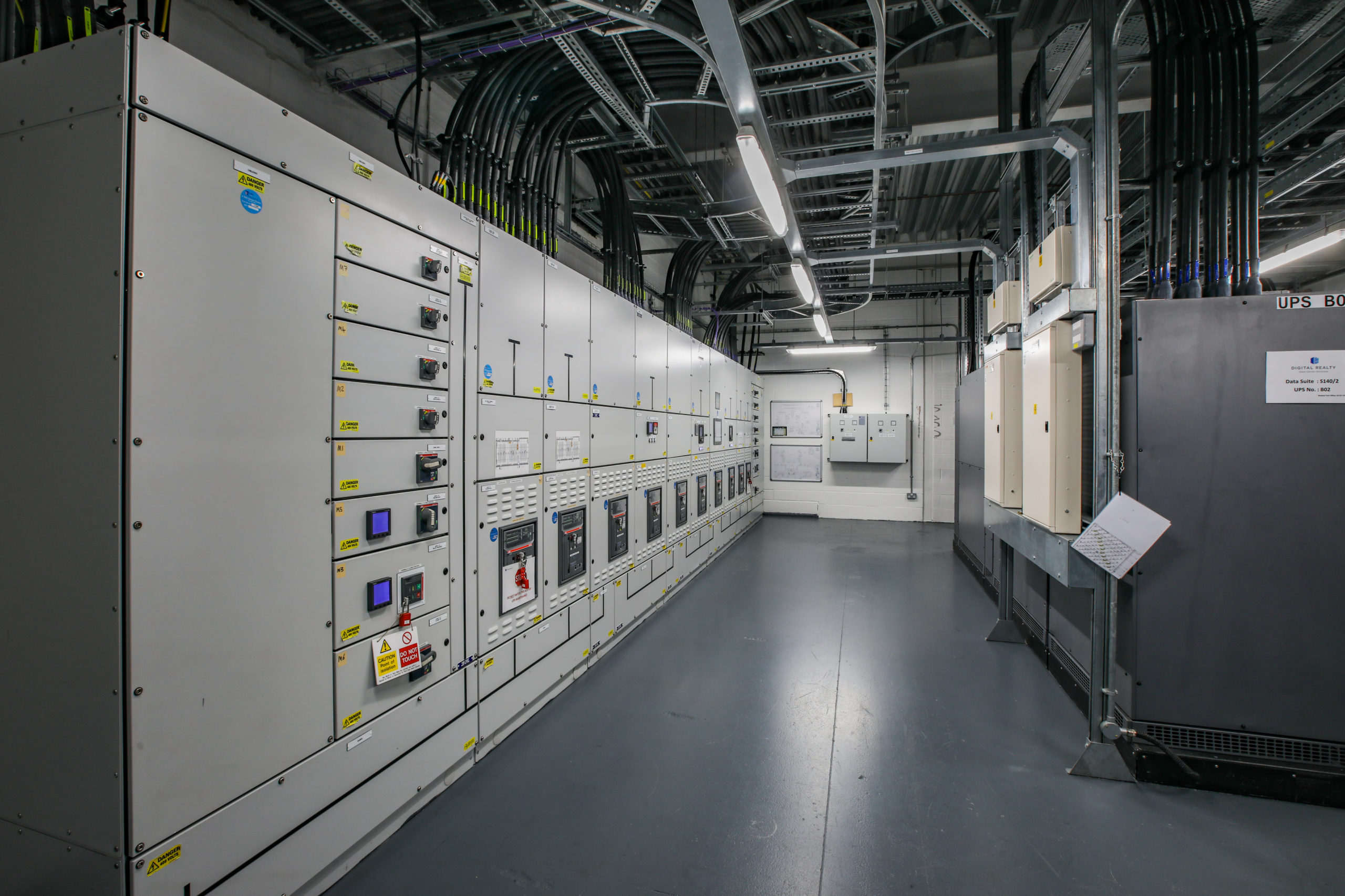 Castleforge and Galaxy Data Centre to acquire Redhill Data Centre