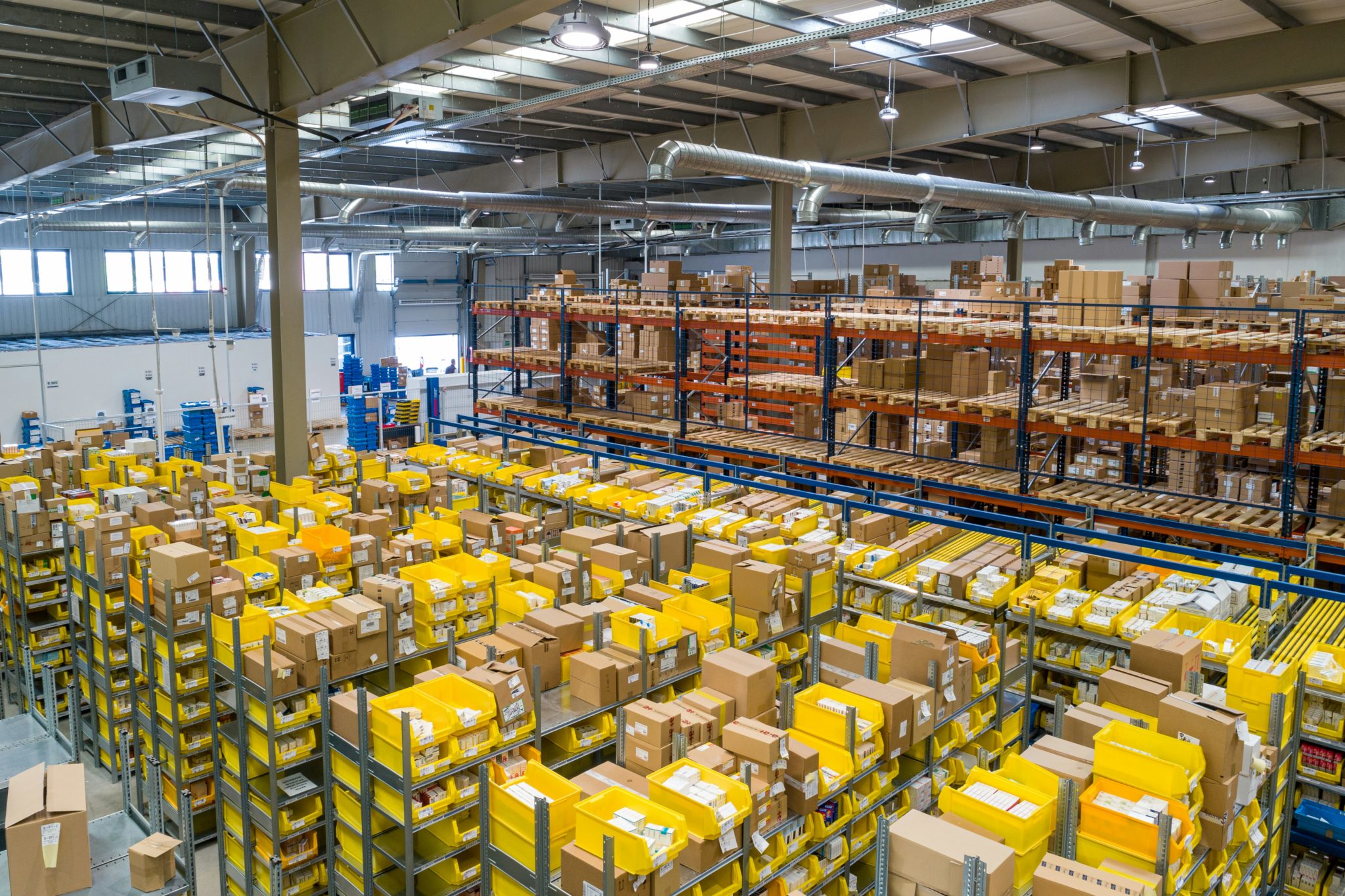 M&S announces £200m investment in distribution centre